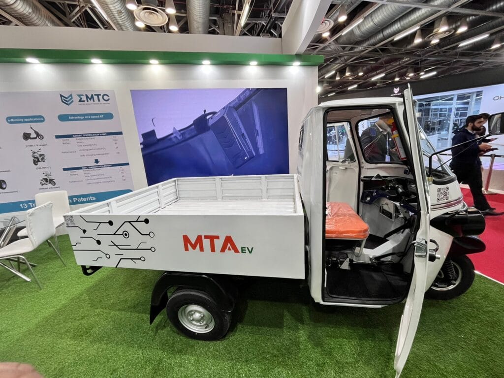 MTA EV Launches Shera Comfy Passenger And Shera R8 Cargo Electric Three ...