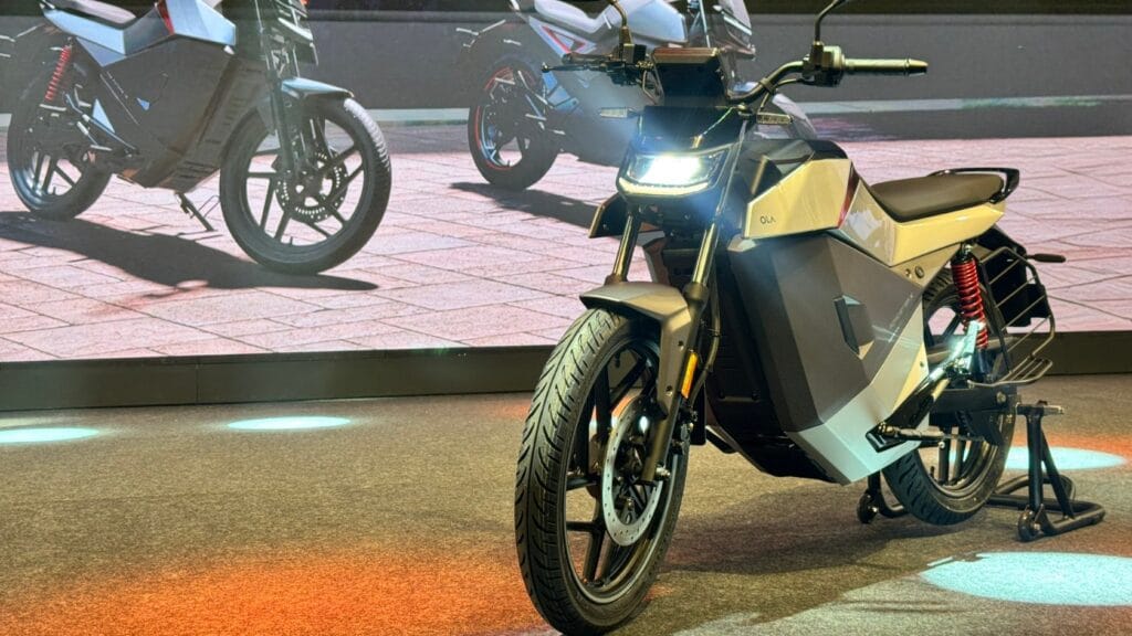 Ola Roadster Pro Price, Range And Delivery Date - E-Vehicle Info