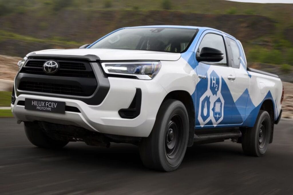 New 2024 Toyota Hilux FCEV Prototype | 600km Range - E-Vehicle Info