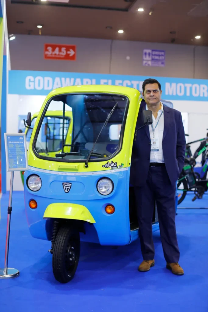 Godawari Electric Unveils Eblu Feo Z & Eblu Feo DX E-Scooter - E ...